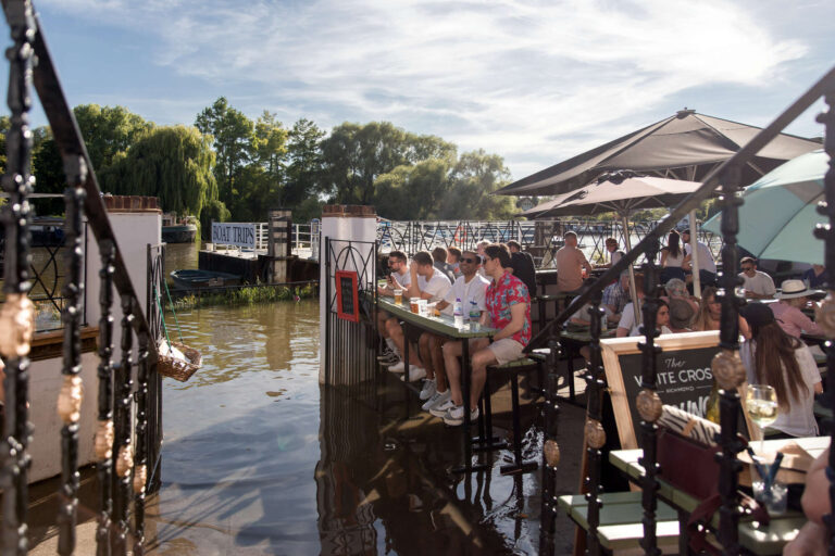 The Pub That Floods - White Cross Richmond